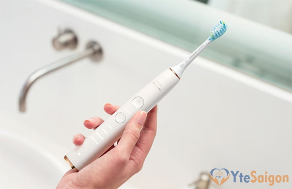 Bàn chải điện Philips Sonicare DiamondClean Smart 9300 HX9903/61